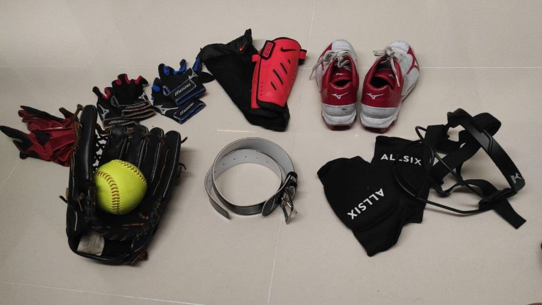 Softball CCA Full equipment For Sale, Sports Equipment, Sports & Games ...