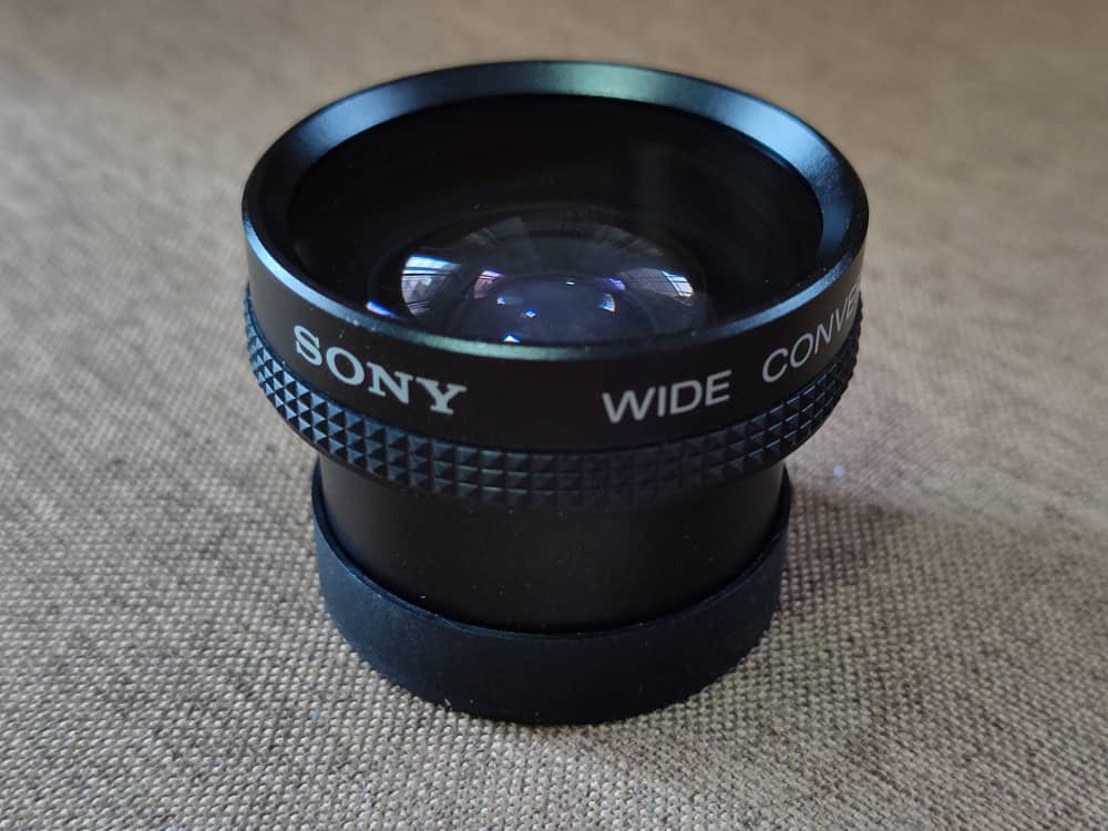 SONY VCL-0537 x0.5 wide conversion lens, Photography, Lens & Kits on Carousell