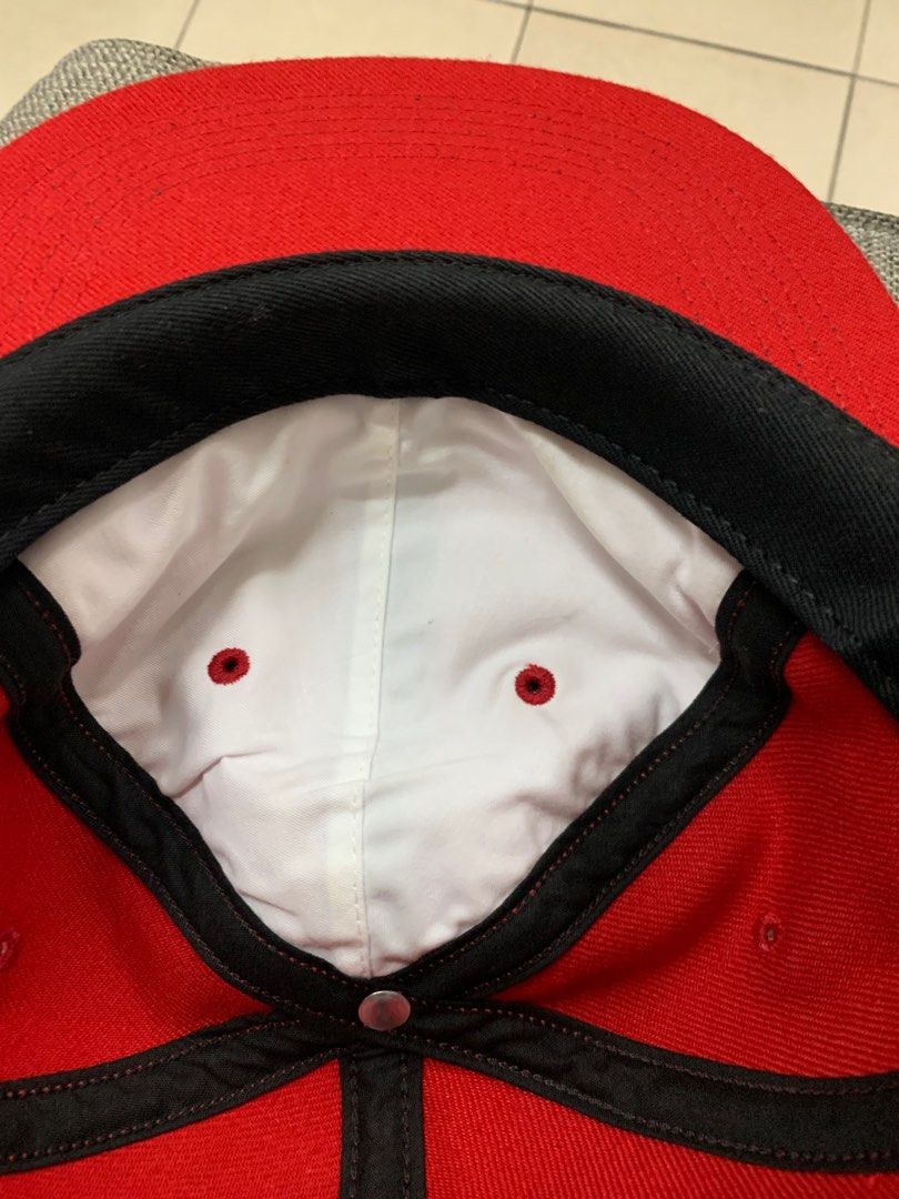 Supreme subhan arabic fw17, Men's Fashion, Watches & Accessories, Cap ...