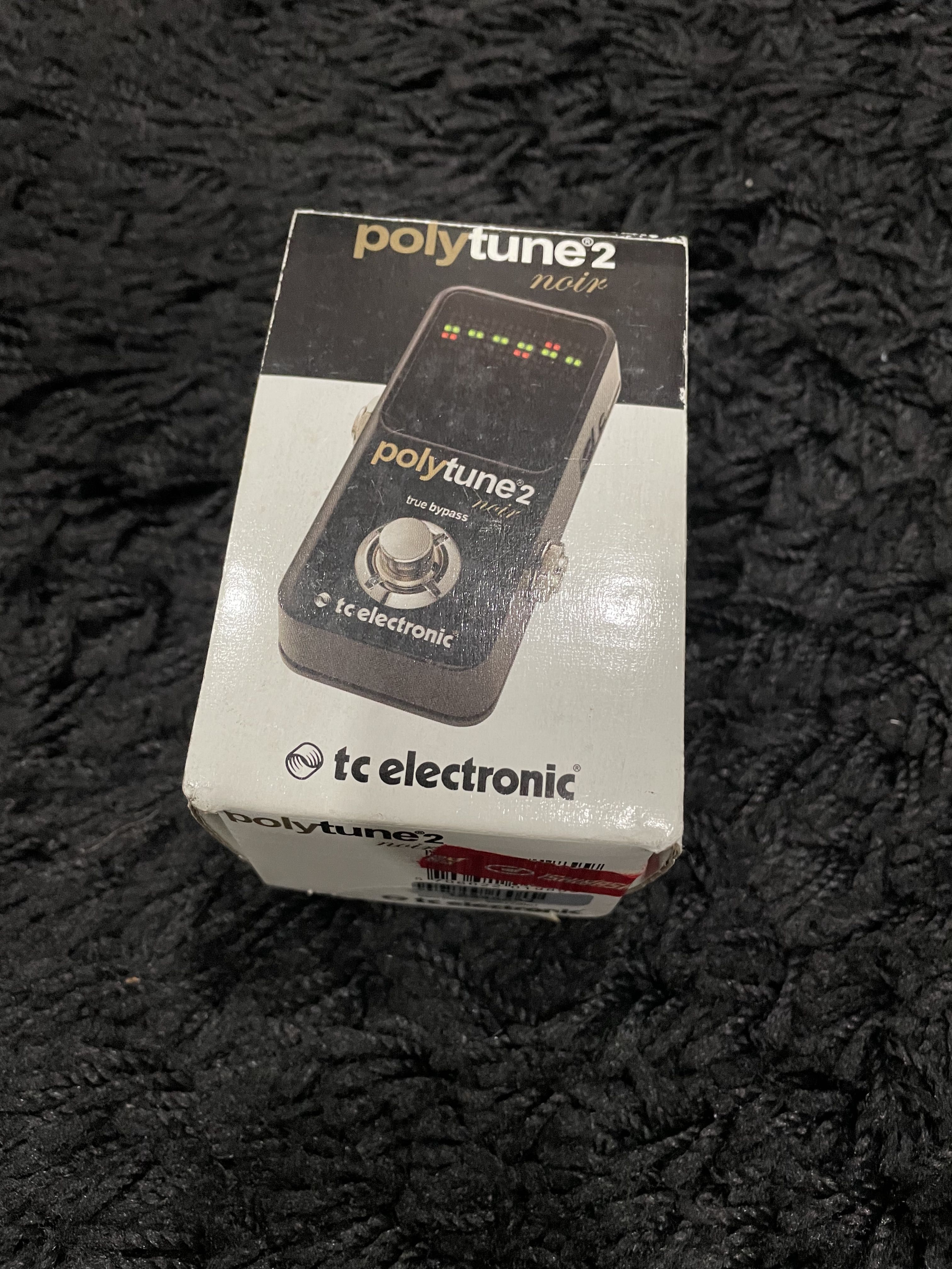 TC Electronic Polytune 2 Noir mini guitar effects pedal, Hobbies & Toys, Music & Media, Musical ...