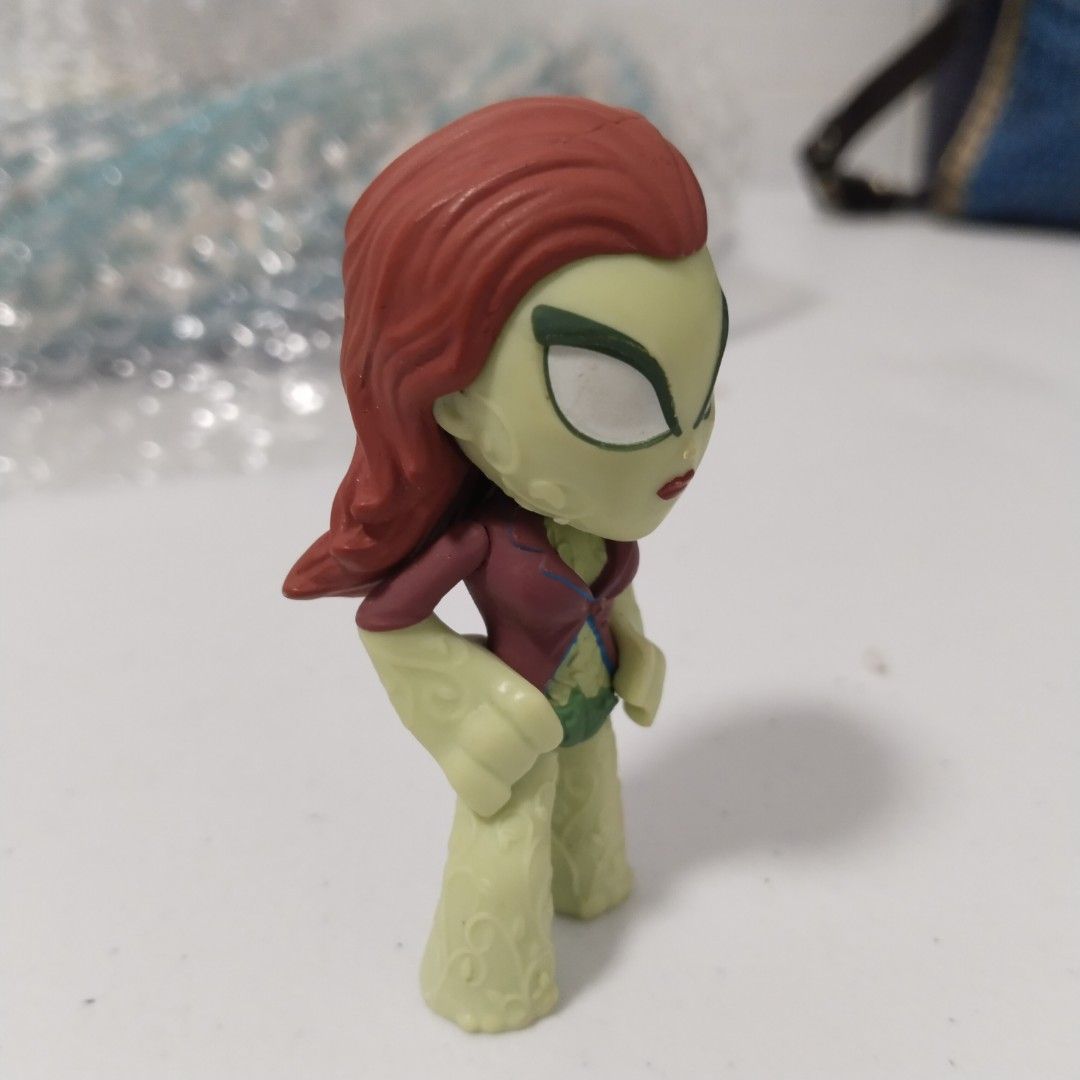 TM & DC LADY CHARACTERS, Hobbies & Toys, Toys & Games on Carousell