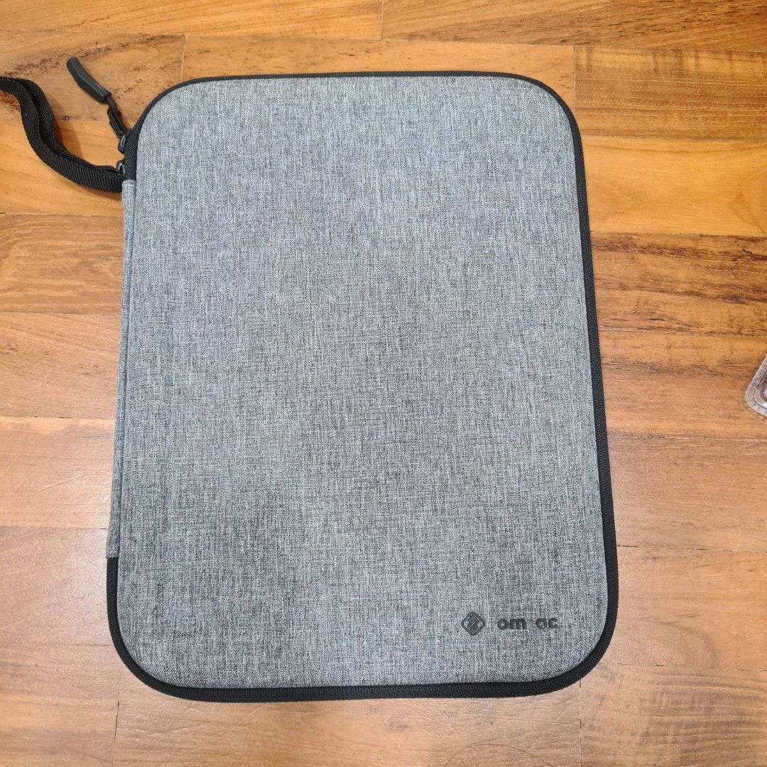 Tomtoc iPad hard case, Mobile Phones & Gadgets, Mobile & Gadget ...