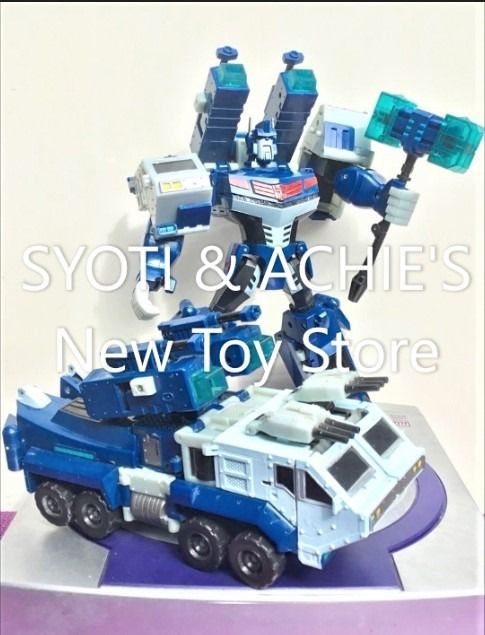 Transformers Animated Ultra Magnus, Hobbies & Toys, Toys & Games on ...