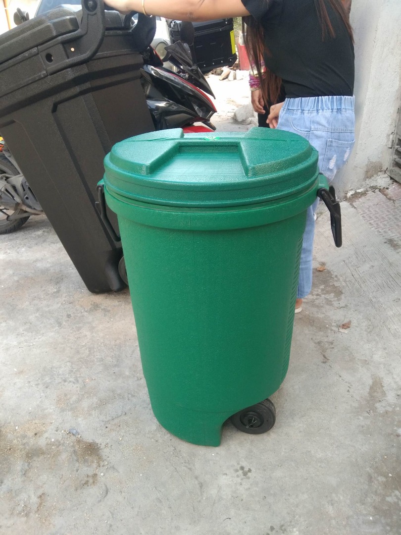 TRASH BIN TROLLING BIN 150 LITERS, Furniture & Home Living, Cleaning ...