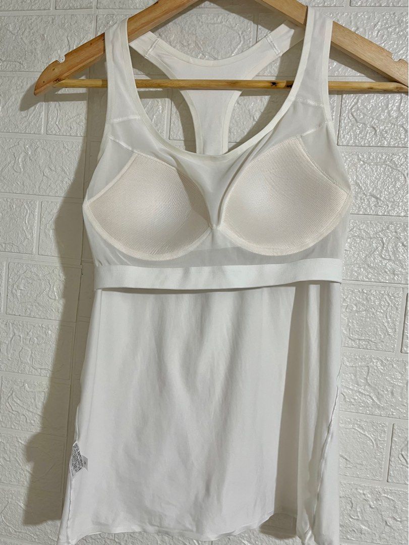 UNIQLO AIRism Racerback Bra top, Women's Fashion, Tops, Sleeveless on ...