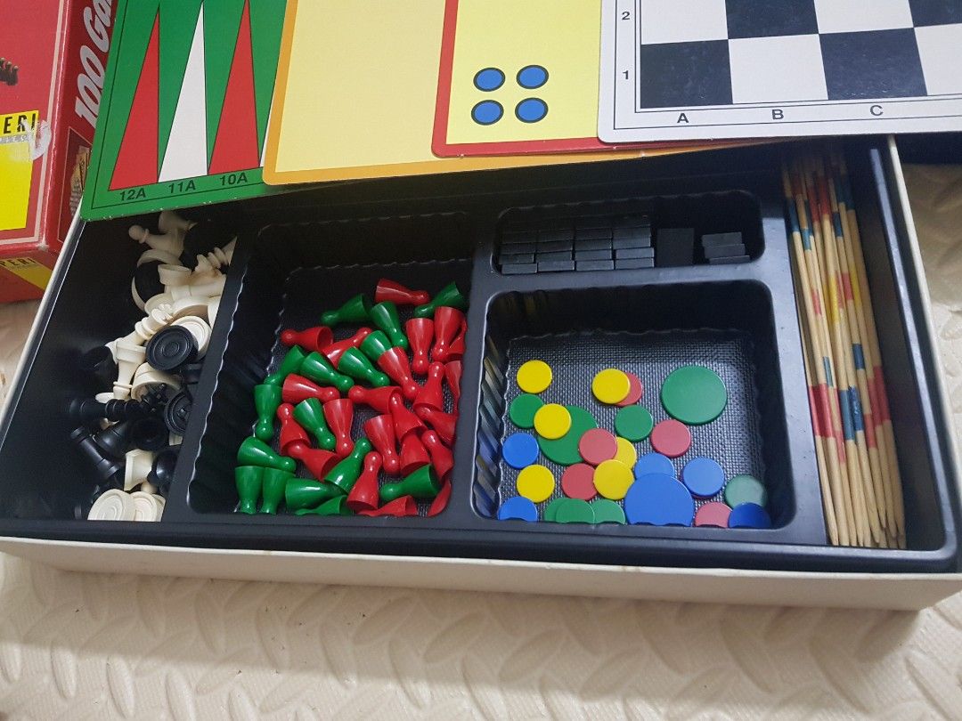 Vintage 100 Games Boardgame, Hobbies & Toys, Toys & Games on Carousell
