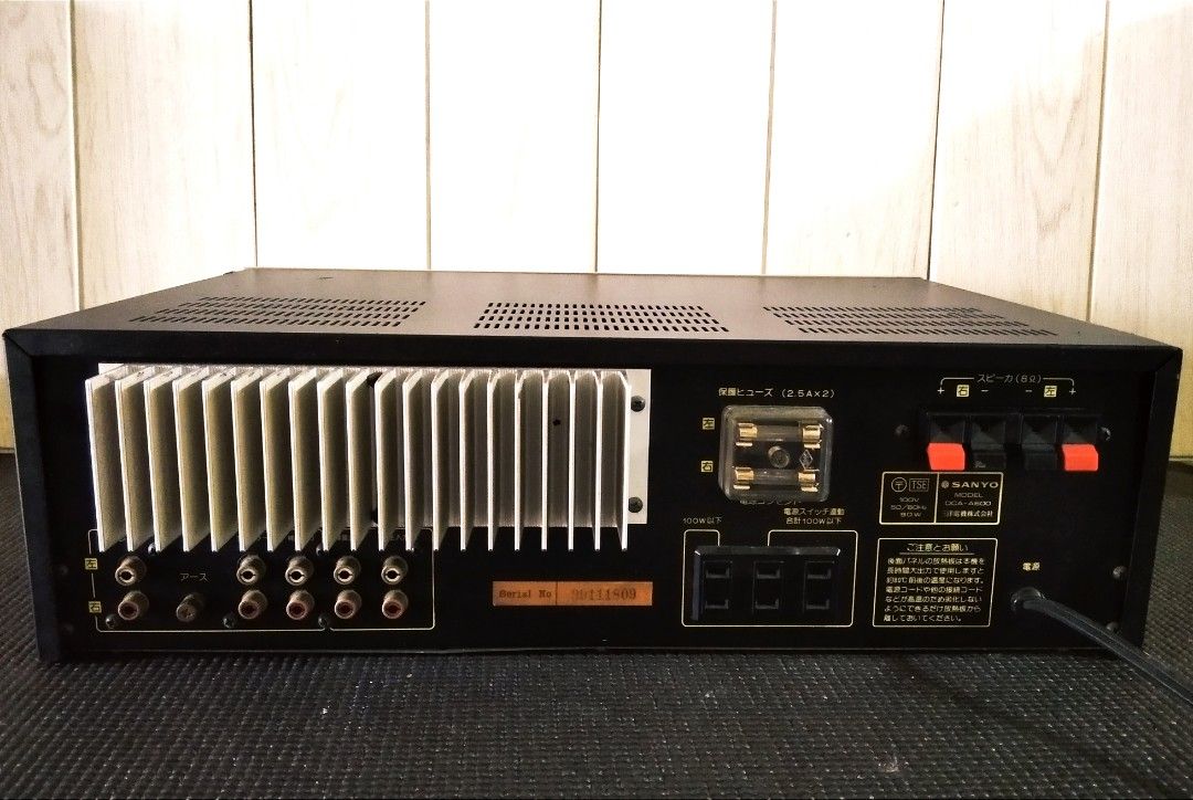 Vintage Amplifier made in Japan with VU Meter, Audio, Soundbars ...