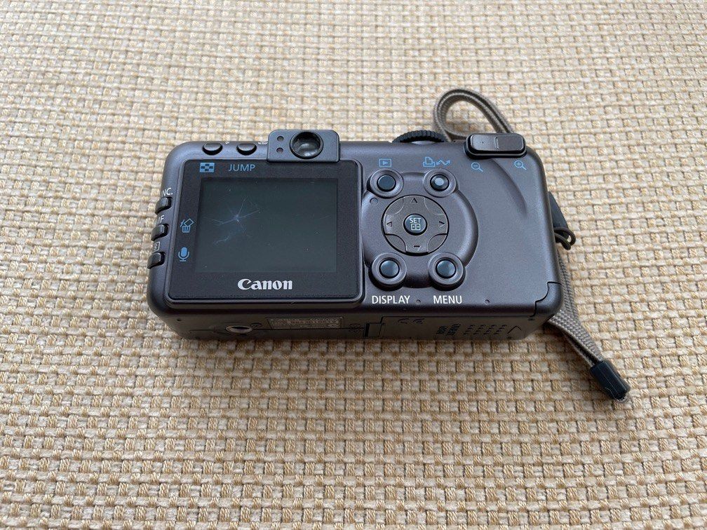 Vintage Canon PowerShot S70, Photography, Cameras on Carousell