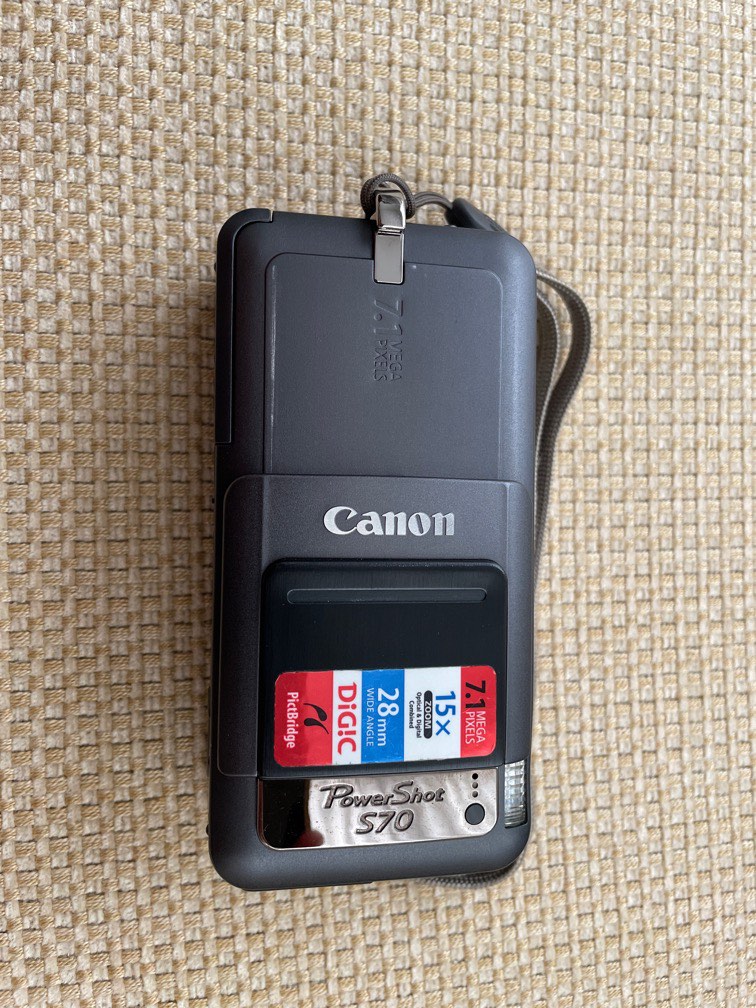 Vintage Canon PowerShot S70, Photography, Cameras on Carousell