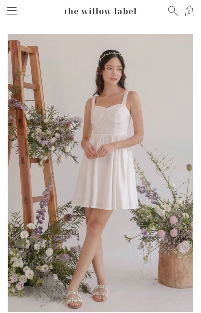 Willow label Tricia sweetheart dress white, Women's Fashion, Dresses & Sets, Dresses on Carousell