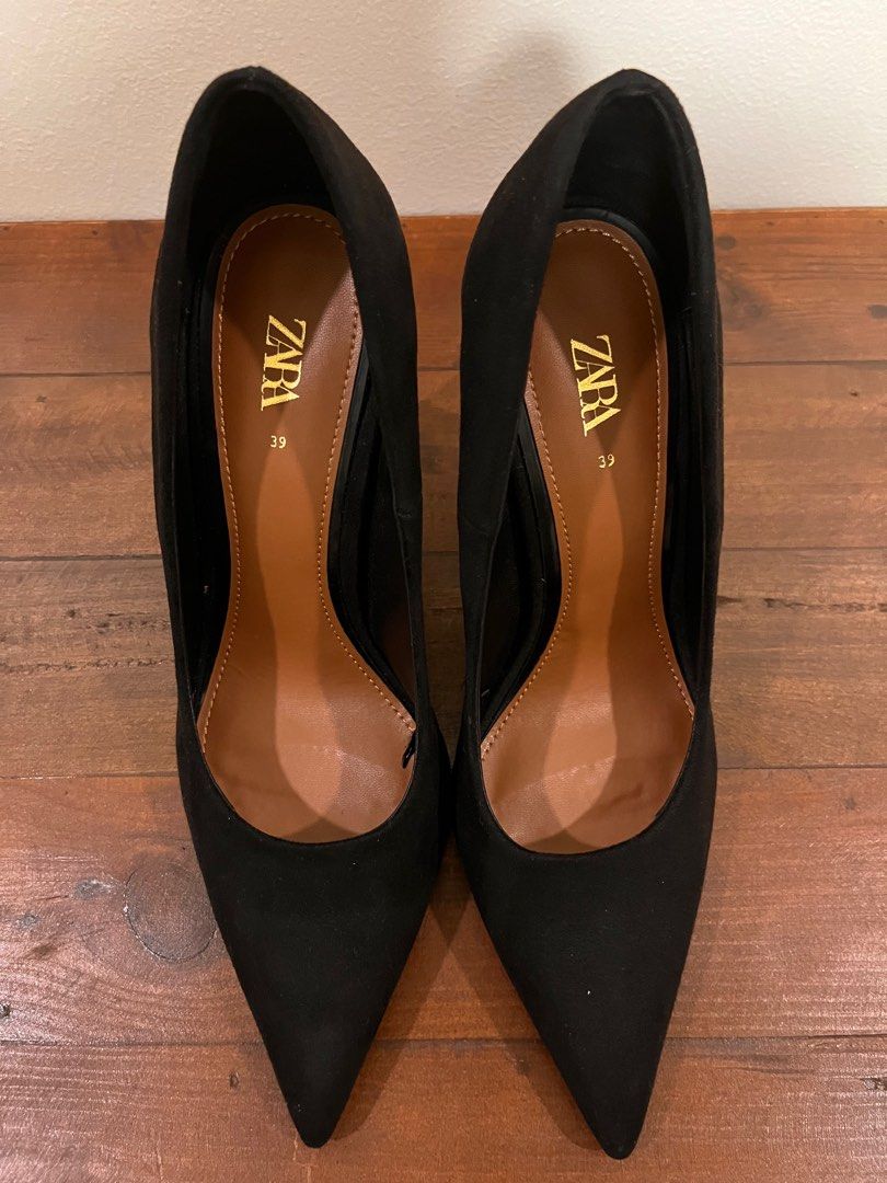 Zara Classic Pumps, Women's Fashion, Footwear, Heels on Carousell
