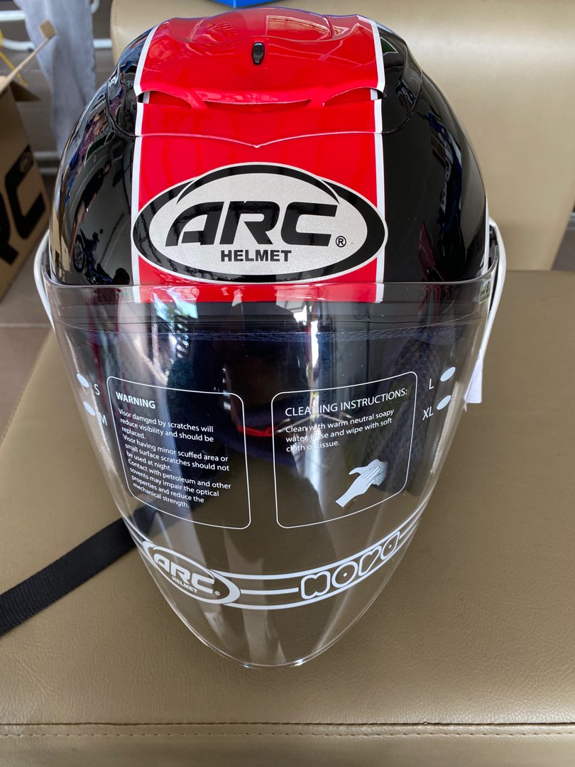ARC ritz red/black, Auto Accessories on Carousell