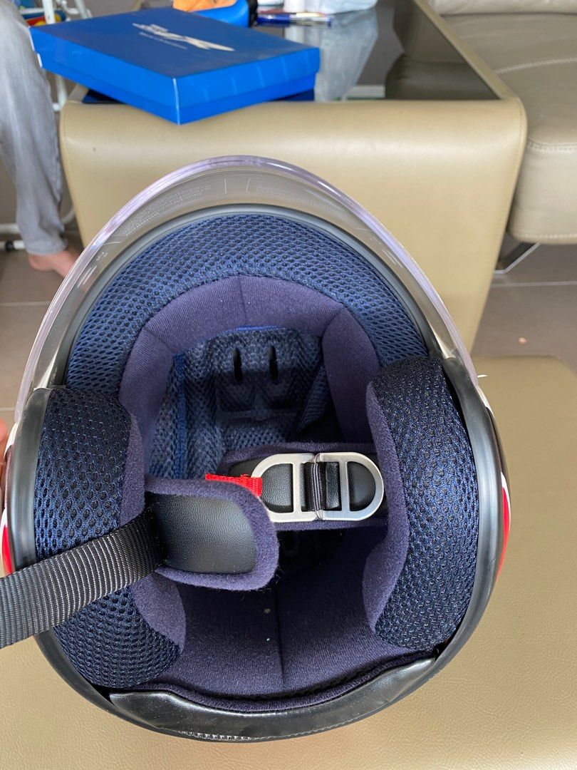 ARC ritz red/black, Auto Accessories on Carousell