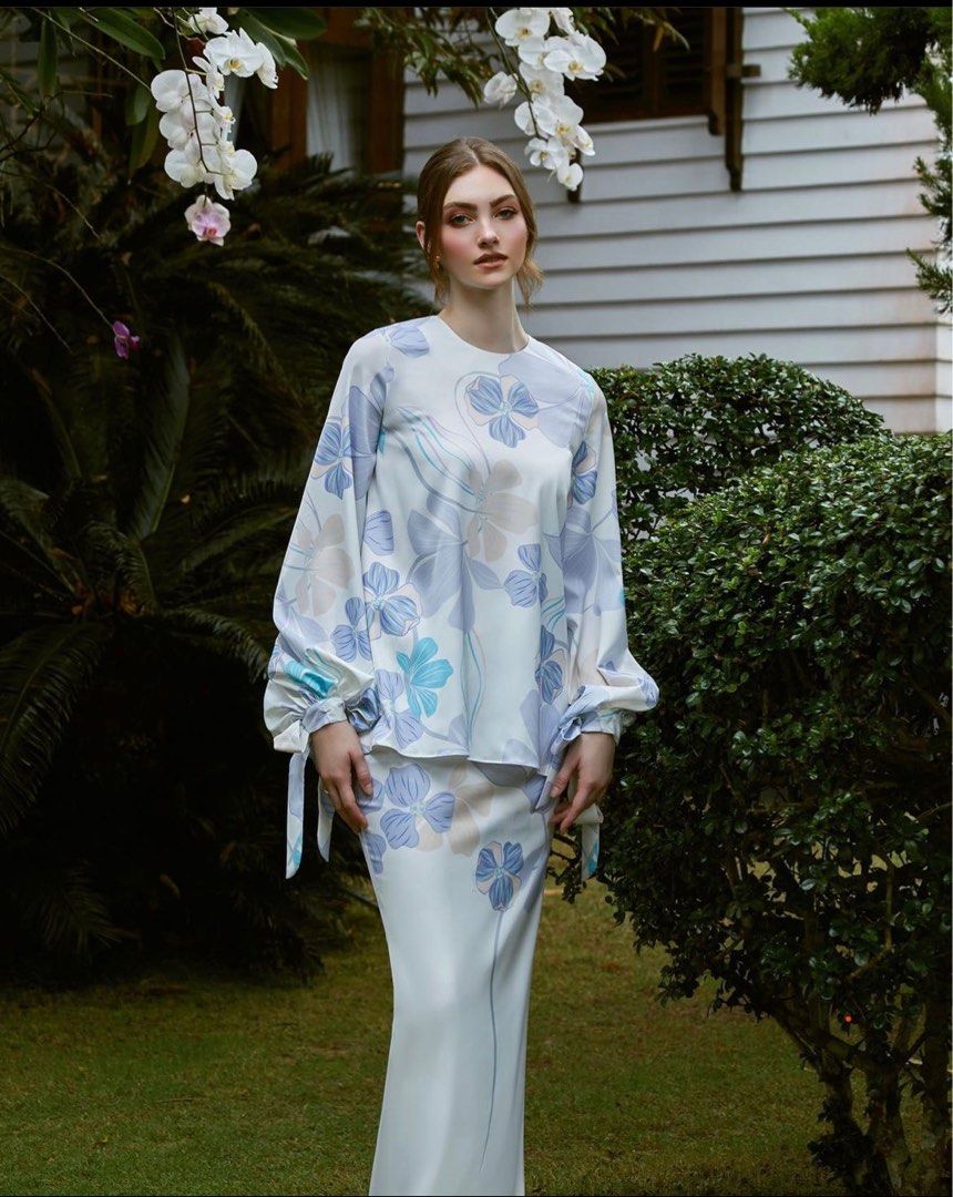 Batik Series Jannahnoe, Women's Fashion, Muslimah Fashion, Baju Kurung ...