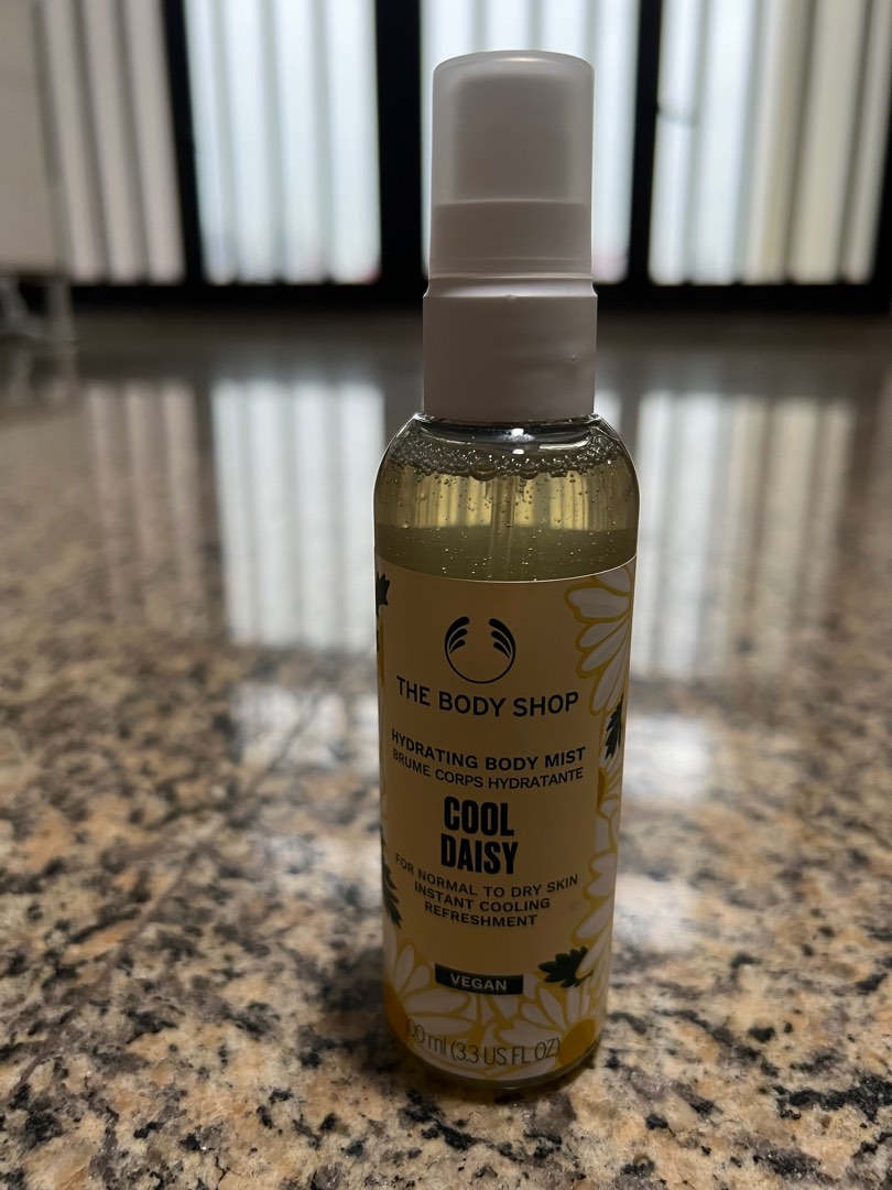 Body Shop Cool Daisy Hydrating Mist, Beauty & Personal Care, Bath ...