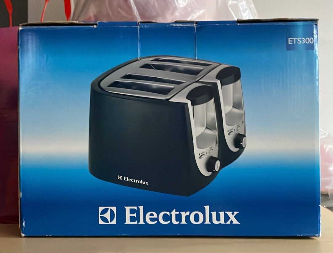 Brand new Electrolux Bread Toaster, TV & Home Appliances, Kitchen ...