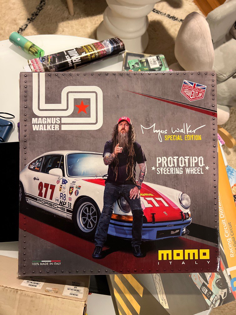 Brand new rare ! Magnus walker 277 MOMO prototipo steering wheel, Car Accessories, Accessories ...