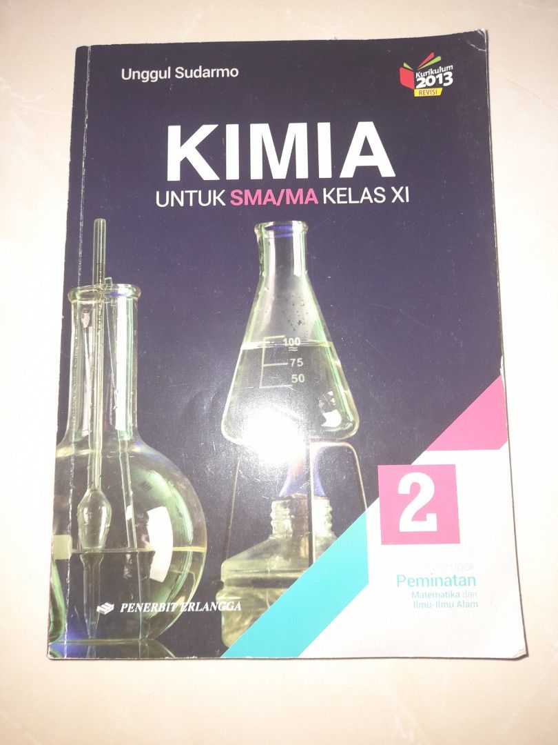 Buku paket kimia kelas 11 Erlangga, Buku & Alat Tulis, Buku di Carousell