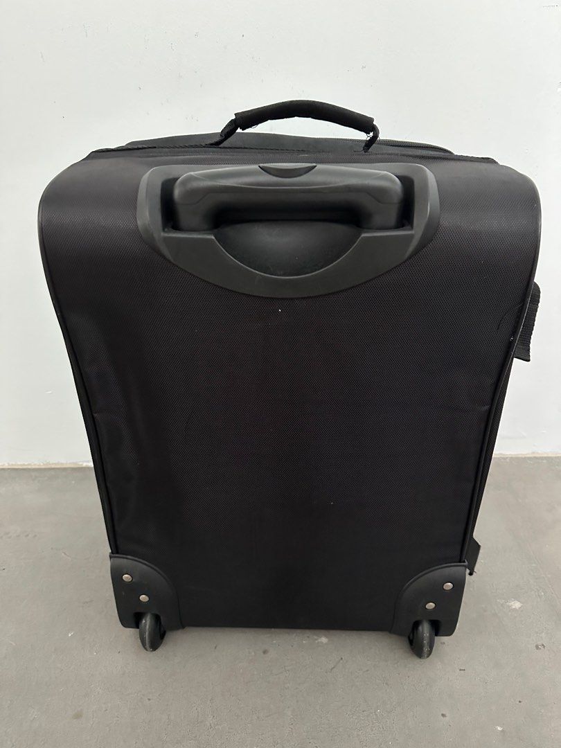 Cabin luggage 20 inch, Hobbies & Toys, Travel, Luggage on Carousell