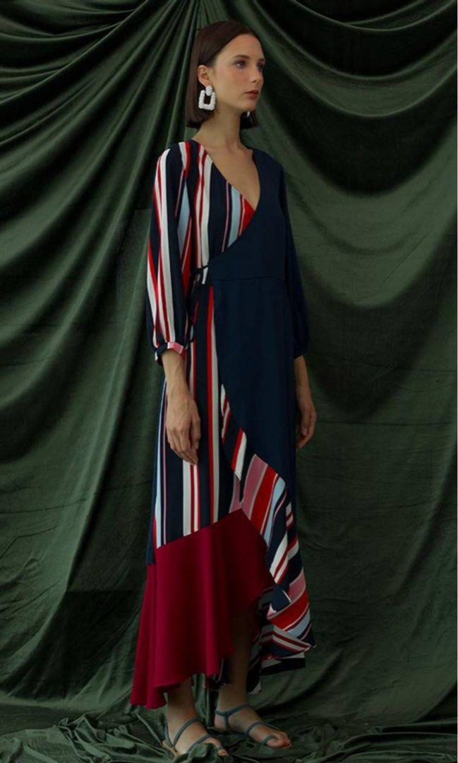 Camira Asrori Ari Wrap Dress, Women's Fashion, Dresses & Sets, Dresses ...