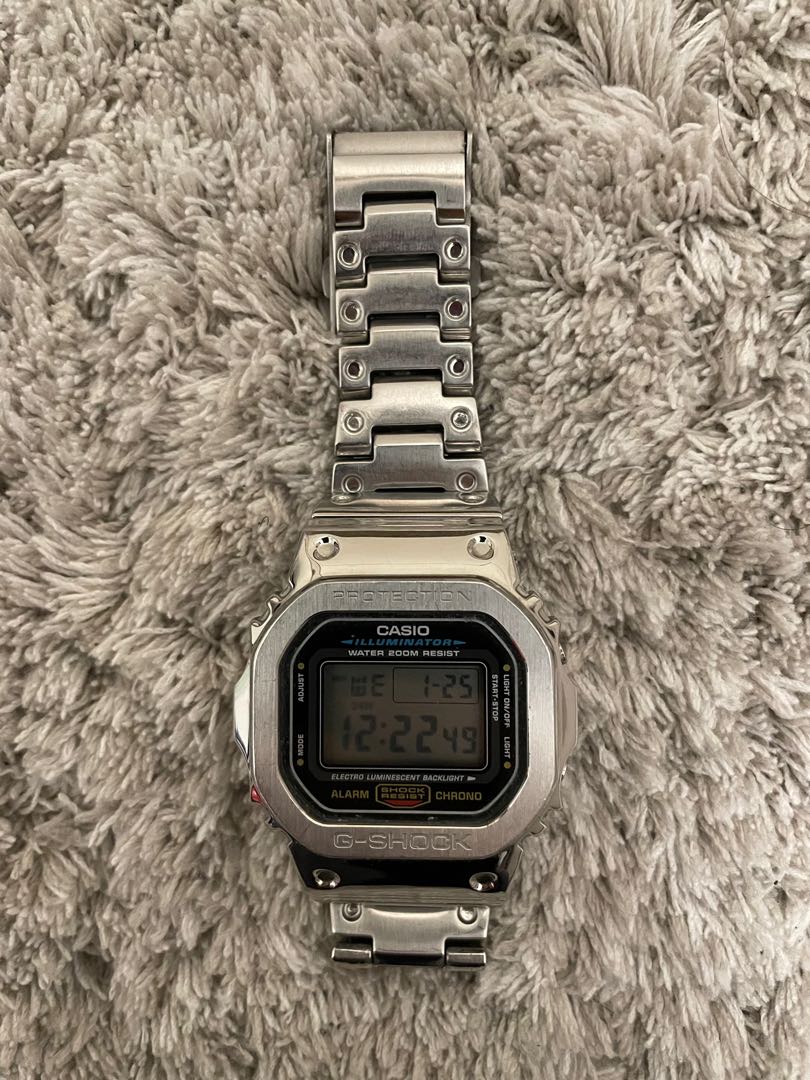 Casio G-Shock DW5600, 名牌, 手錶 - Carousell