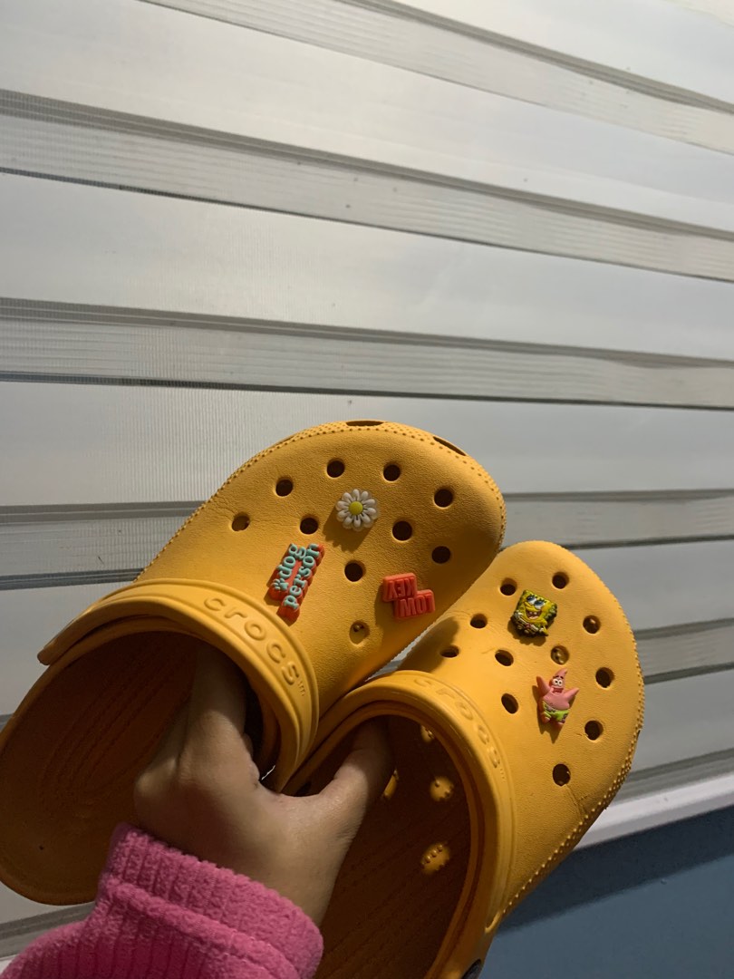 ORIGINAL CLASSIC CROCS, Women's Fashion, Footwear, Slippers and slides ...