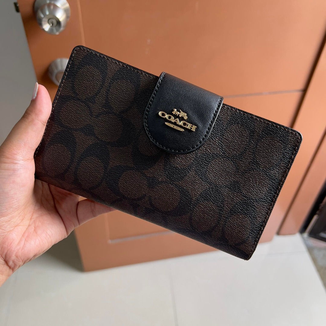 COACH TECH PHONE WALLET IN SIGNATURE CANVAS MAHOGANY/BLACK(USED), Women ...