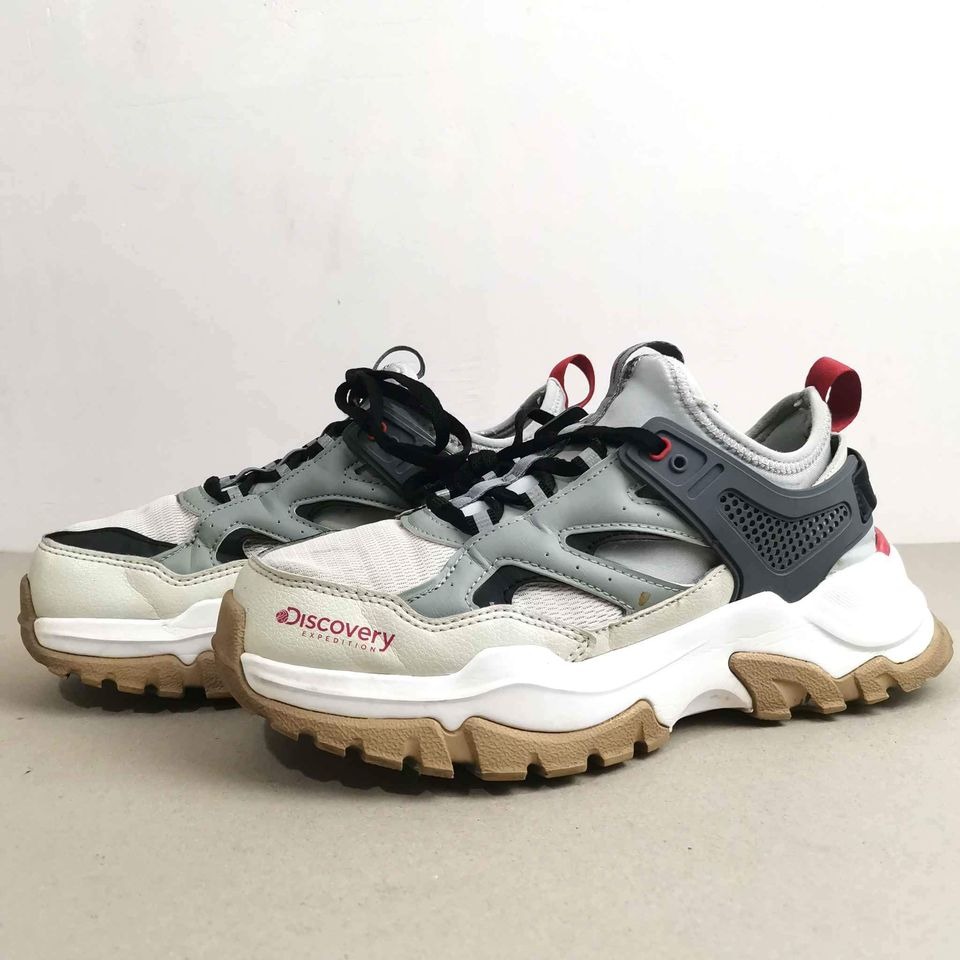 Discovery Expedition Bucket Defender 2 - IOF463, Men's Fashion ...