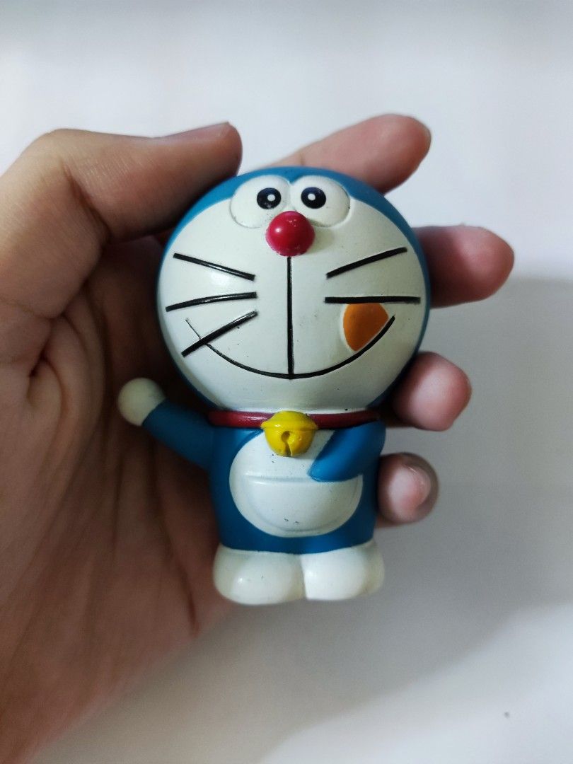 Doraemon Figurine - 100 Doraemon Secret Gadget Expo, Hobbies & Toys ...