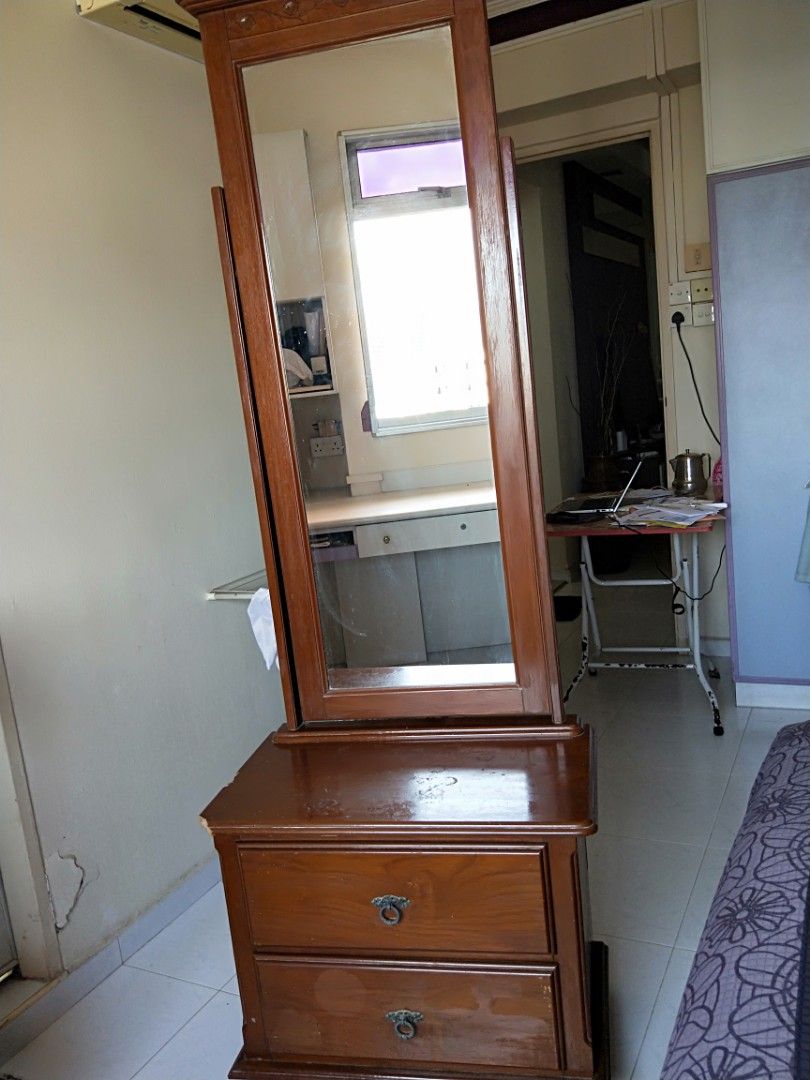Dressing Table on Carousell
