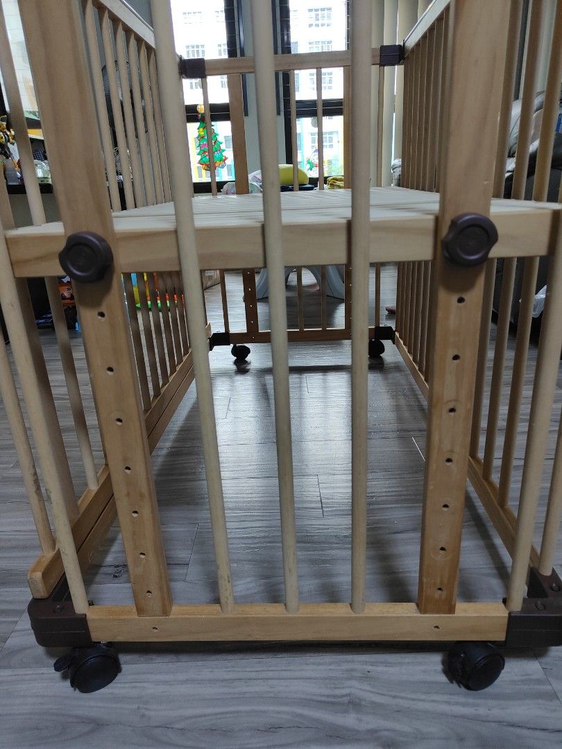 Easy Assemble Baby Cot, Babies & Kids, Baby Nursery & Kids Furniture ...