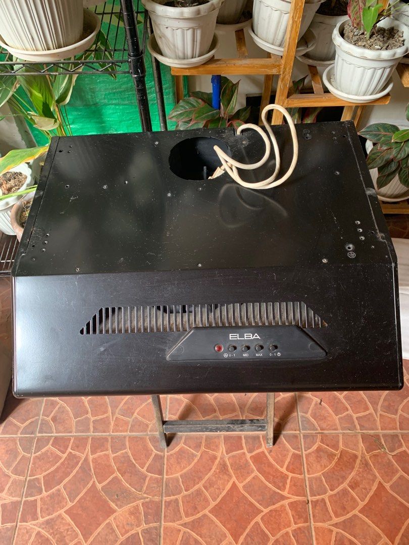 Elba Range Hood Exhaust, Furniture & Home Living, Kitchenware ...