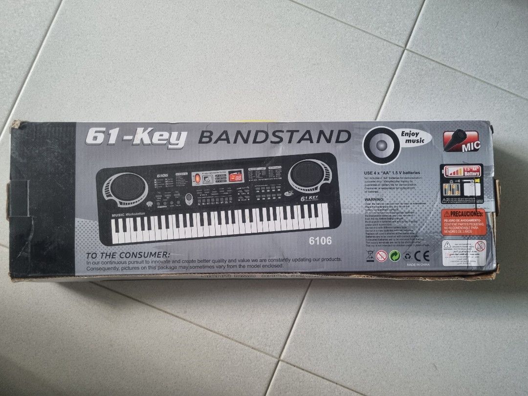 Electronic Keyboard 61 Key with MIC, Hobbies & Toys, Music & Media ...
