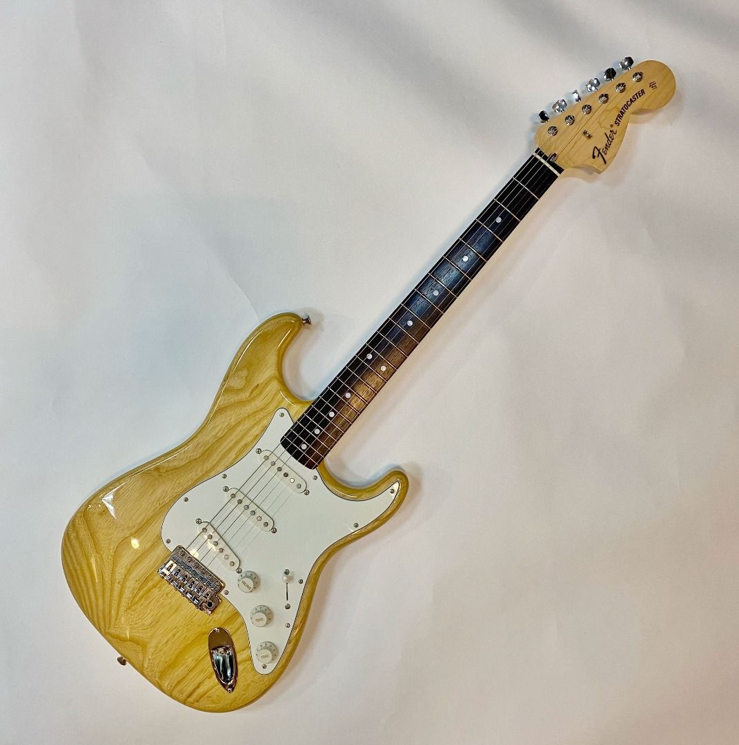 Fender Japan Heritage 75th Anniversary 70s Strat, Hobbies & Toys, Music & Media, Musical ...