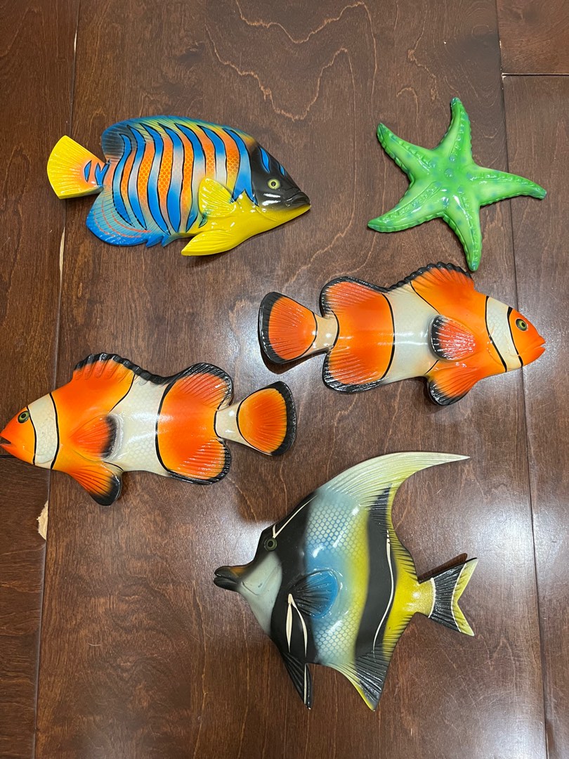 Fish Decor Set with Hook, Furniture & Home Living, Home Decor, Other ...