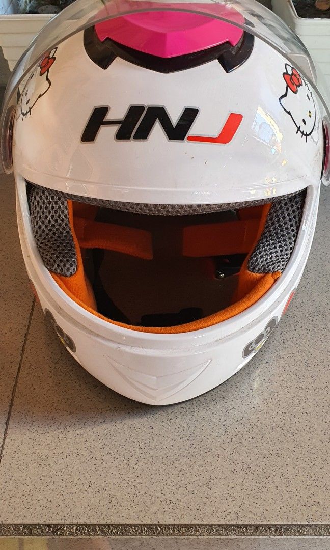 Hello kitty full face kids helmet, Motorbikes, Motorbike Parts ...