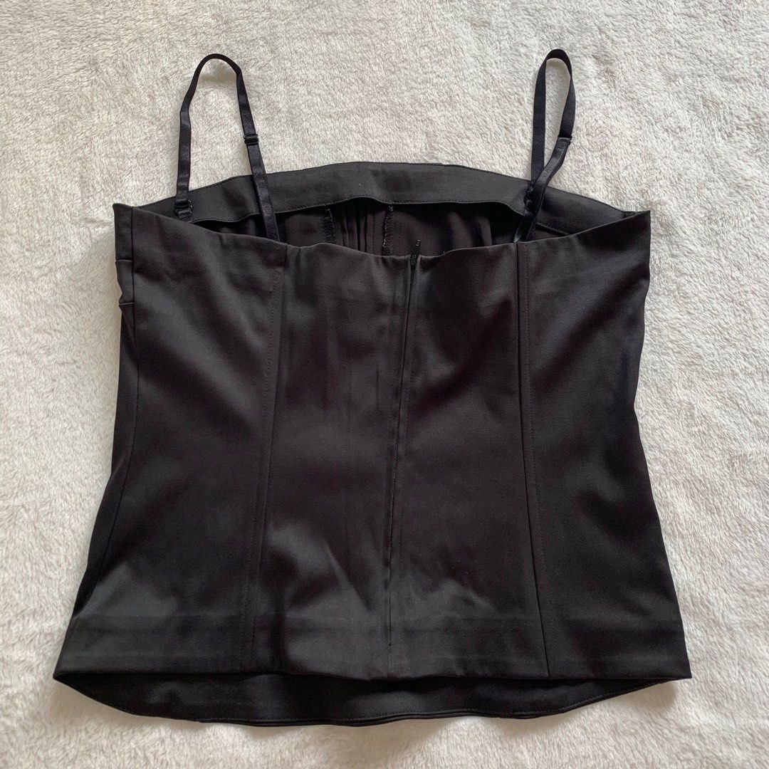 H&M corset, Women's Fashion, Tops, Blouses on Carousell