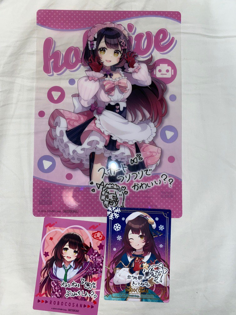 Hololive family mart roboco set, 興趣及遊戲, 玩具 & 遊戲類 - Carousell