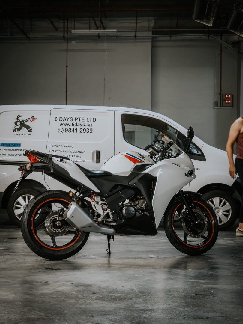 Honda CBR150R V2, Motorcycles, Motorcycles for Sale, Class 2B on Carousell