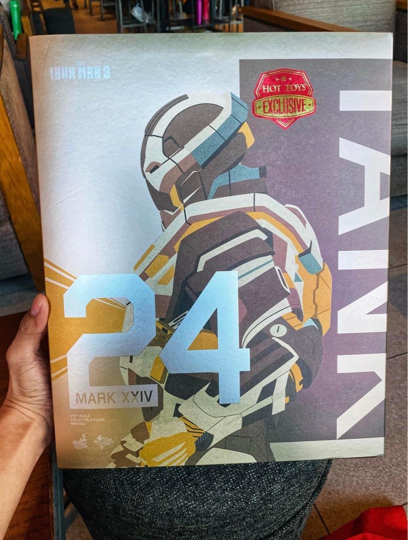 Hot Toys IRONMAN TANK MARK24, Hobbies & Toys, Toys & Games on Carousell