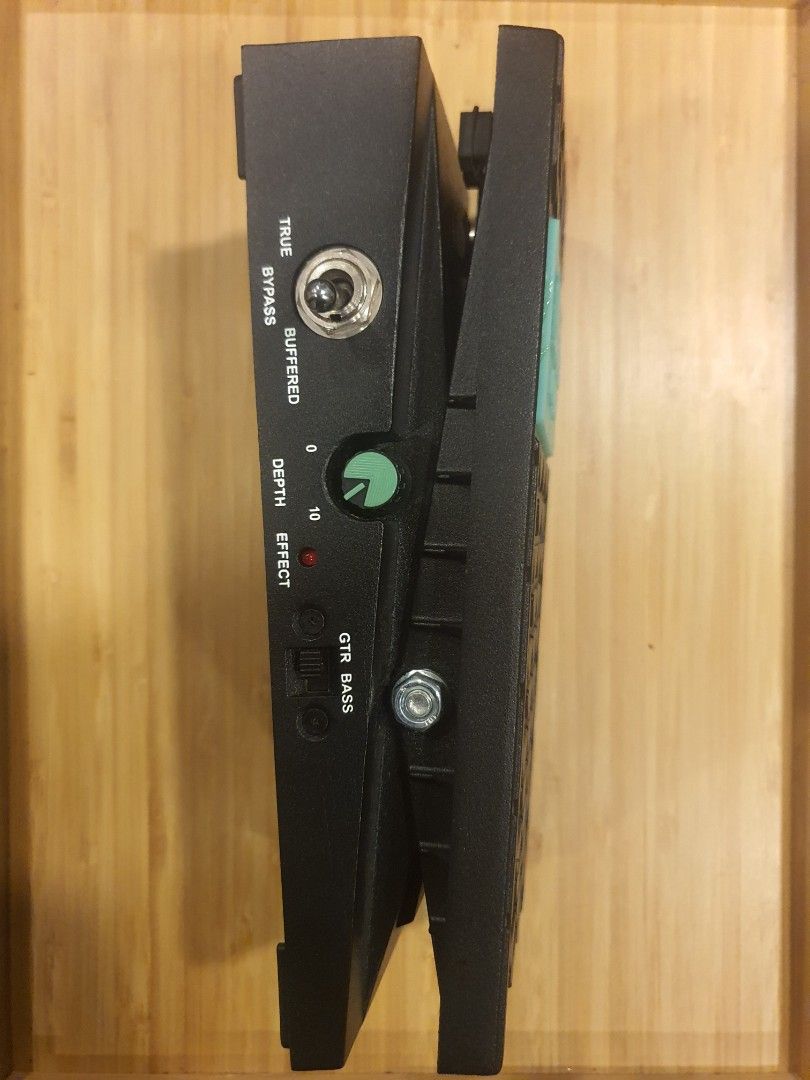 Ibanez WH10 V3 Wah Pedal, Hobbies & Toys, Music & Media, Musical Instruments on Carousell