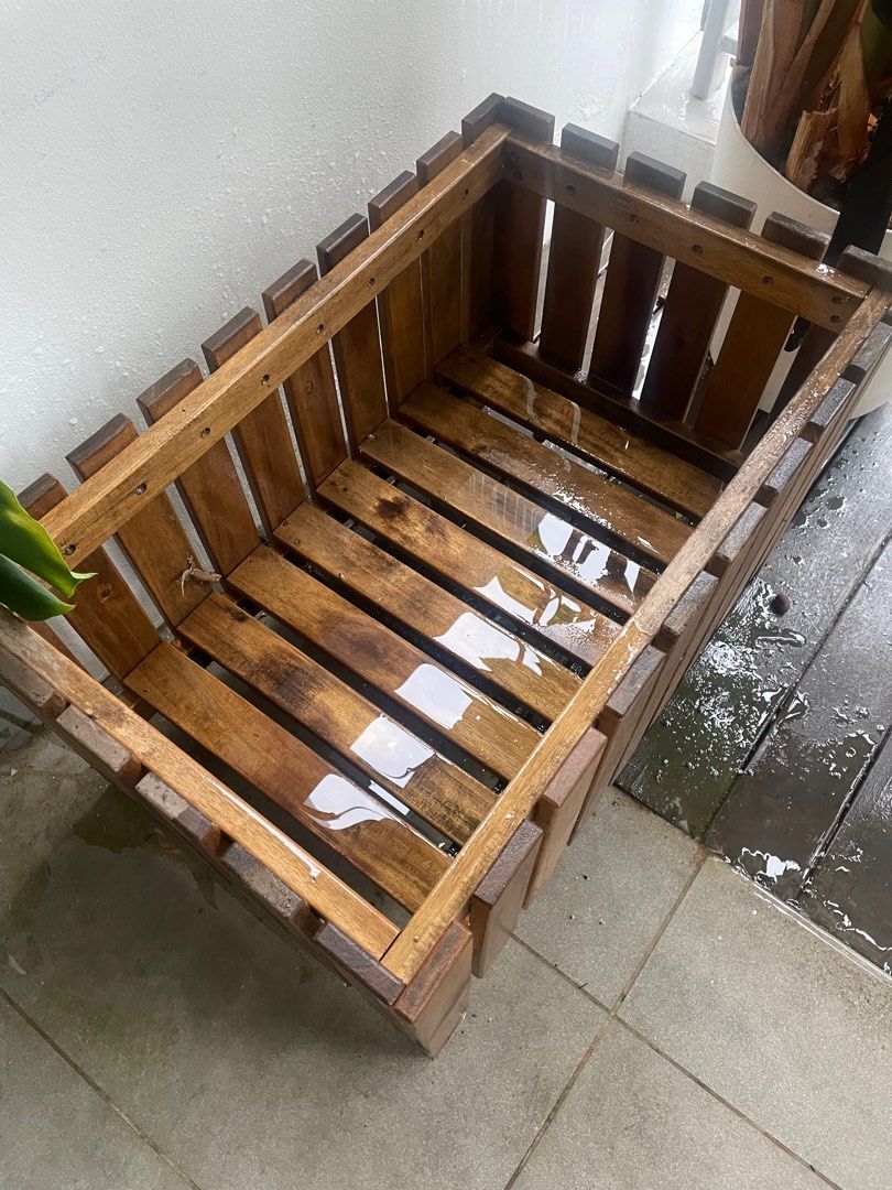Ikea ASKHOLMEN flower box, Furniture & Home Living, Gardening, Pots ...