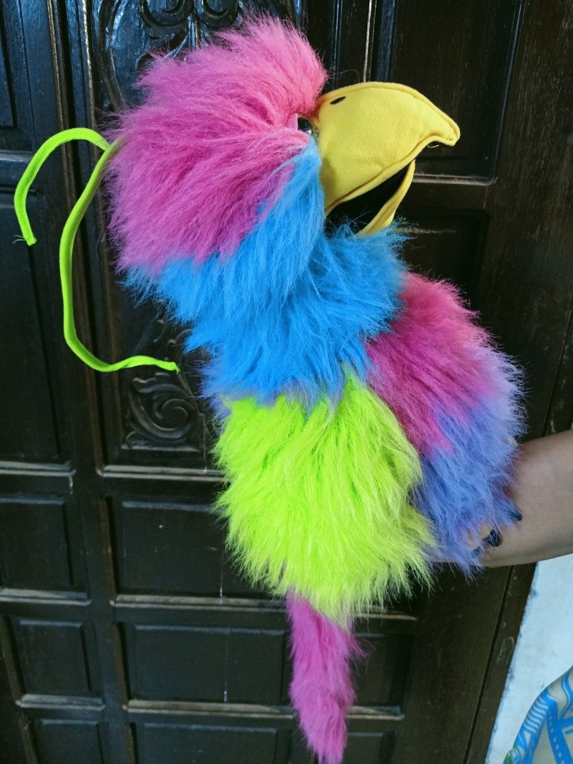 JUMBO COLORFUL BIRD HAND PUPPET, Hobbies & Toys, Toys & Games on Carousell