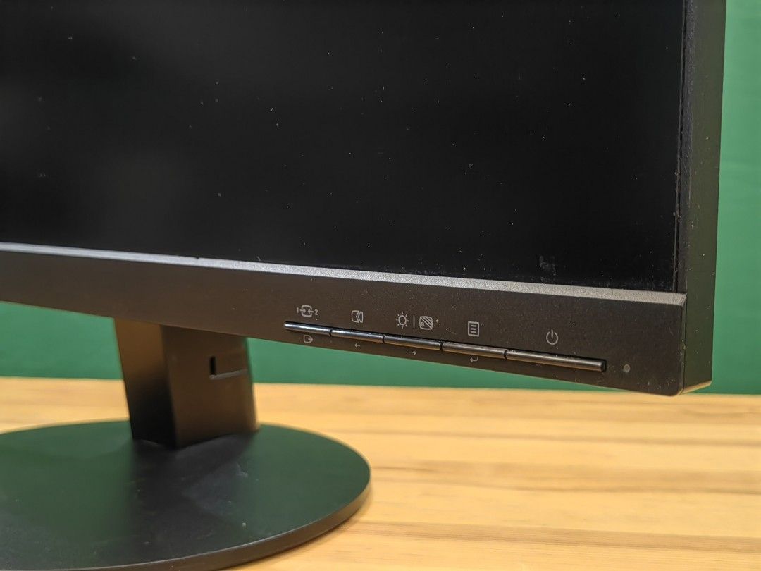 Lenovo ThinkVision LED Frameless Monitor, Computers & Tech, Parts ...