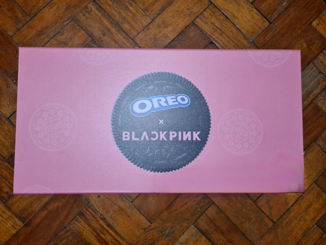 LIMITED EDITION Oreo x Black Pink Exclusive Giftbox, Hobbies & Toys ...