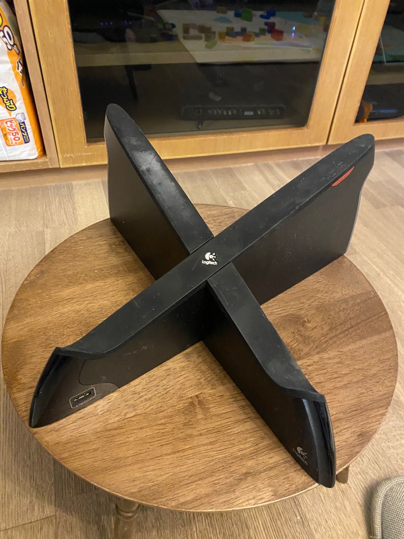 Logitech Alto Connect Notebook Stand & Hub, 電腦＆科技, 電腦周邊及配件, 電腦周邊產品 ...