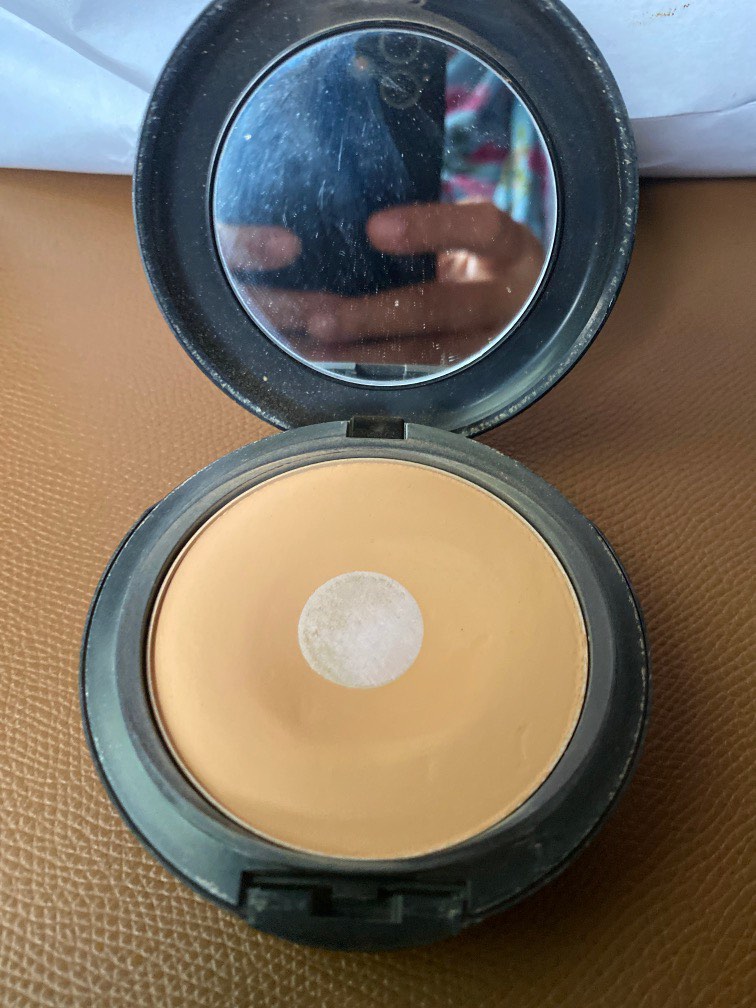 Mac compact NC 42, Beauty & Personal Care, Face, Makeup on Carousell