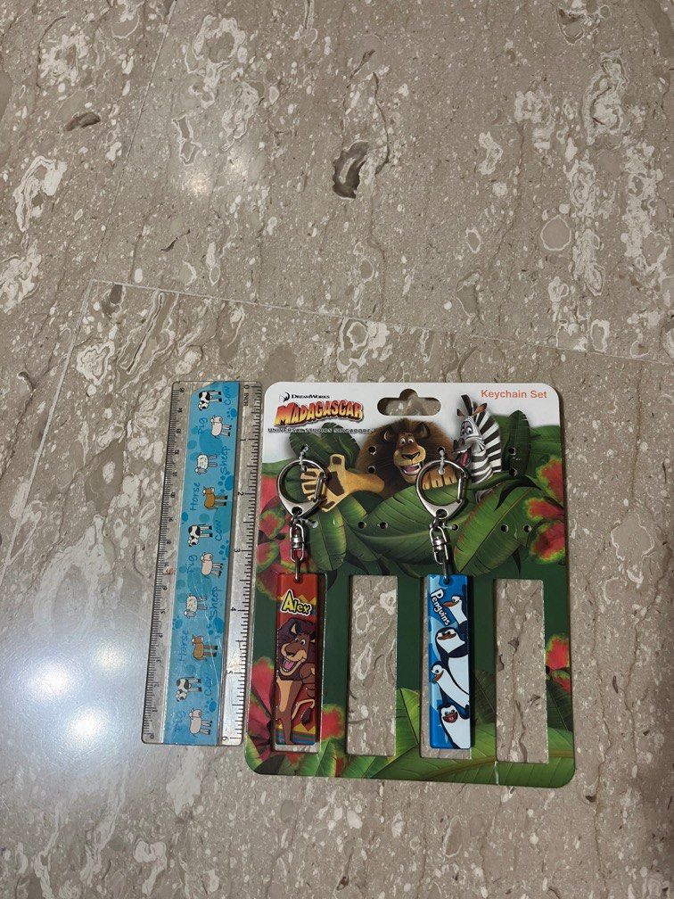 [Universal Studios] Madagascar Key Chains (Bundle of 2), Hobbies & Toys ...