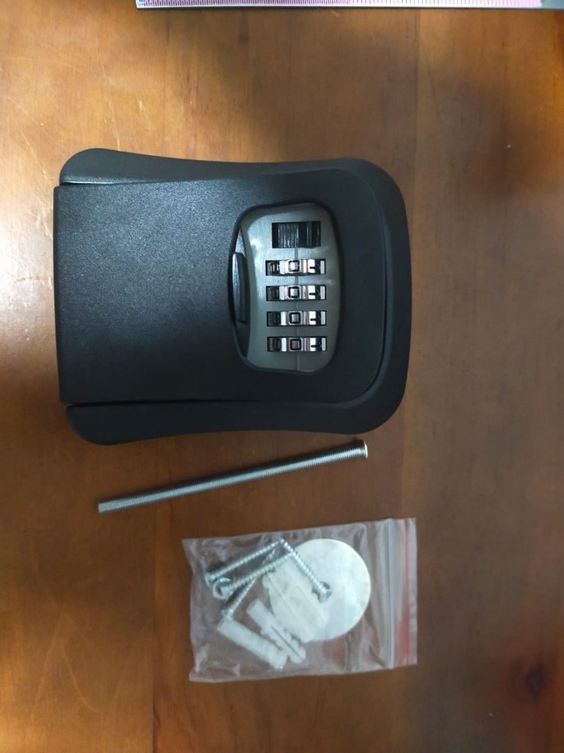 Number lock key storage box wall mountable. Material: Aluminium alloy ...
