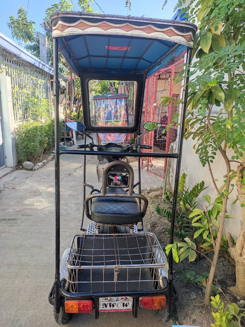 Nwow Erv w/roof 3 wheels., Motorbikes, Motorbikes for Sale on Carousell